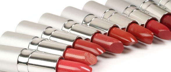 How to Wear Red Lip Stick - Space Coast Living Magazine